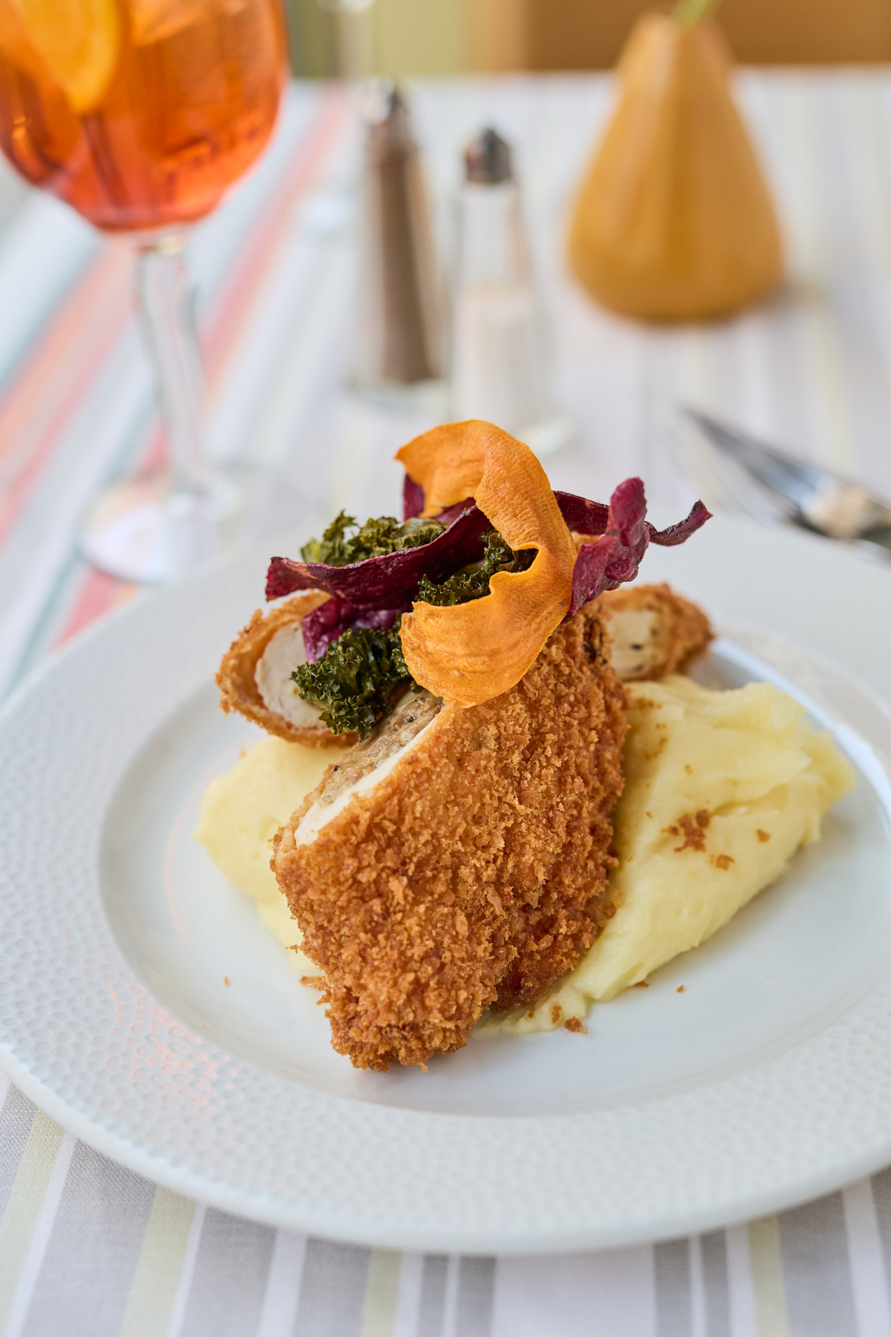 Front page - Menza Étterem és Kávéház